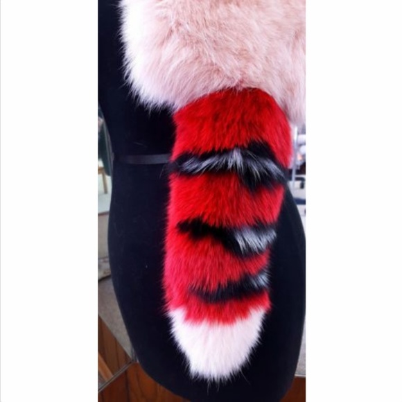 Peri Luxe | Accessories | Multicolor Fox Fur Scarffling With Fox Tail ...